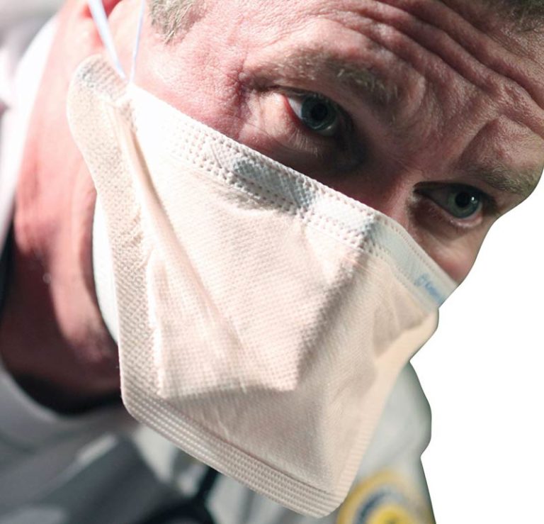 Halyard N95 Fluidshield Respirator (46727 | Box of 35) – Medmart Health